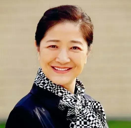 Wang Yajun: A late-blooming old actor who had a caesarean section at the age of 40 and quarreled ...