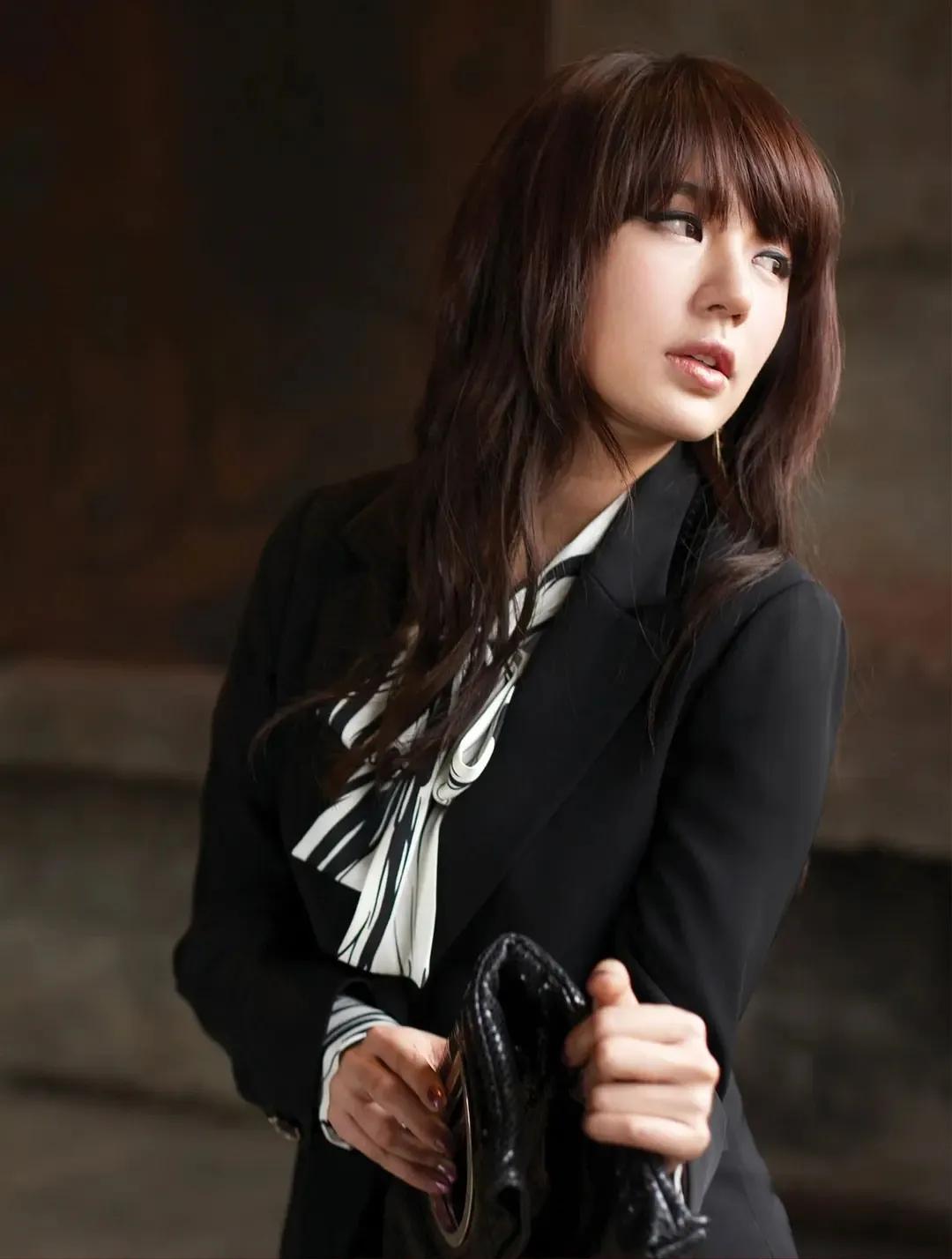 South Korea's rose angel sexy goddess Yoon Eun Hye photo shoot - iNEWS