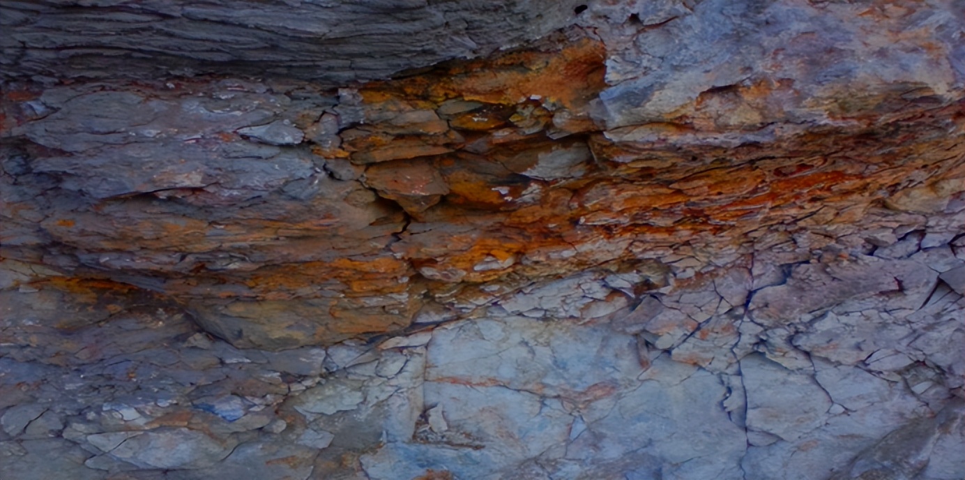 Mount Whipple: Transition of Dike Emplacement, Footwall Rotation, and ...