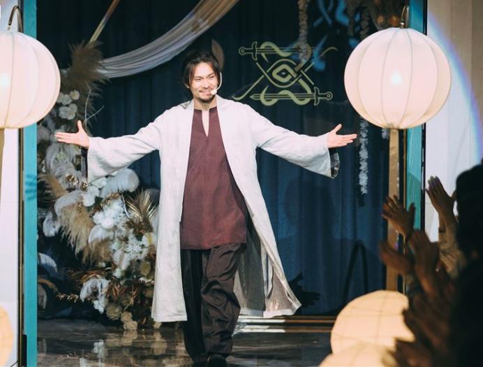 Yan Yalun's "Superstar Tragedy Distributes Flyers" was frustrated and ...