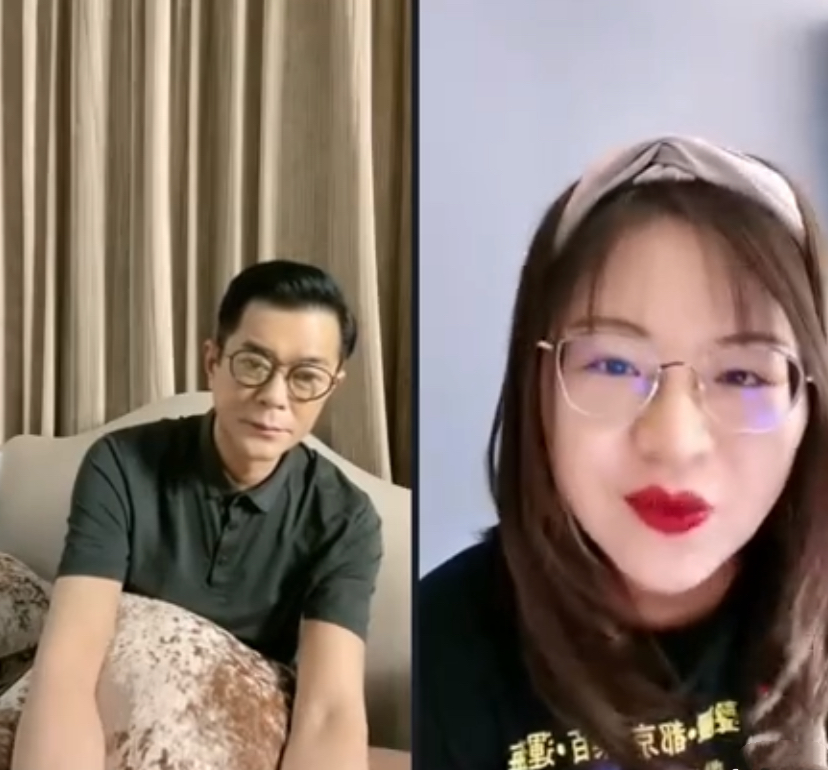 51-year-old Gu Tianle started a live broadcast to interact with fans ...
