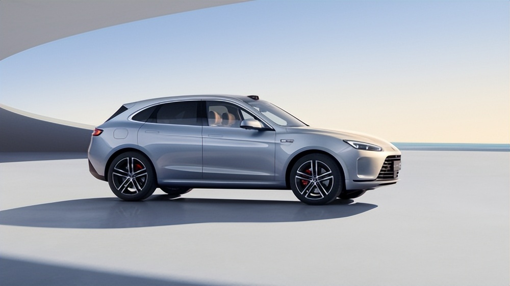 Huawei hits hard, "Double Smart Ceiling" AITO Wenjie M5 Smart Driving ...