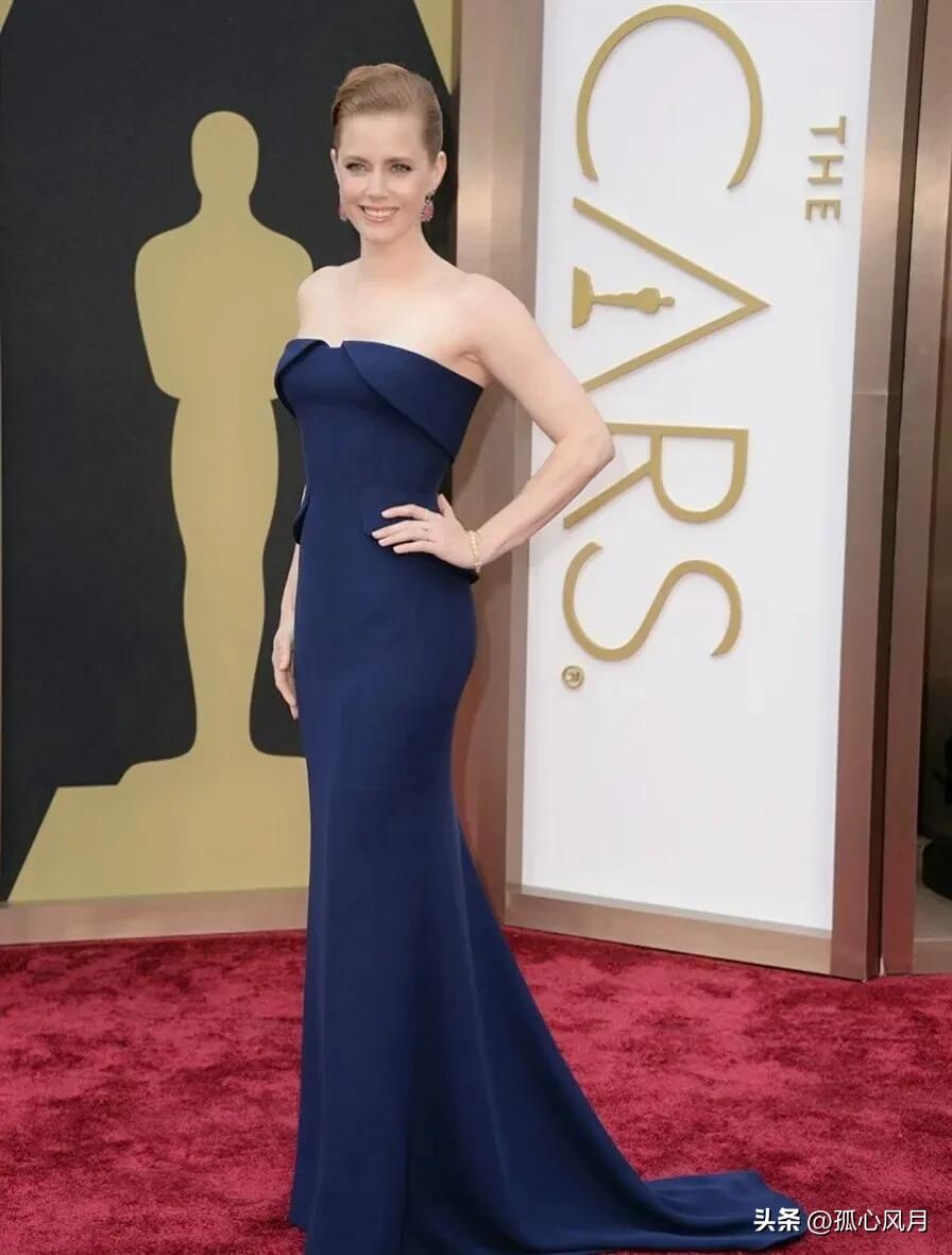 Amy Adams, who is not outstanding in appearance and figure, is now the ...