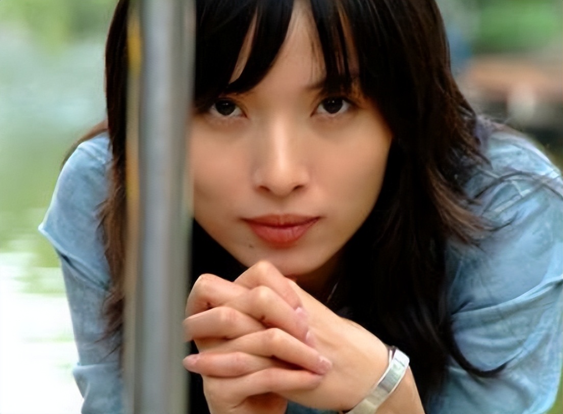 Li Jia: After divorcing a wealthy businessman, she married Jin Dong ...