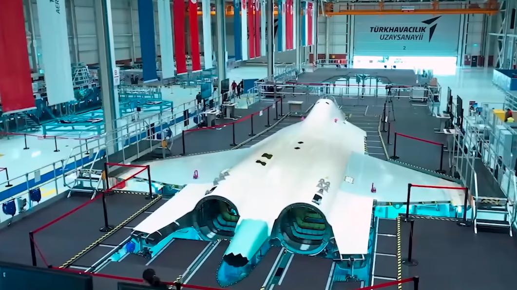 Turkey's fifth-generation aircraft TF-X has turned into a heavy-duty ...