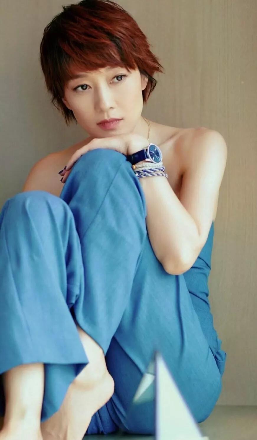 Celebrity Photo Appreciation"Ma Yili" - iNEWS