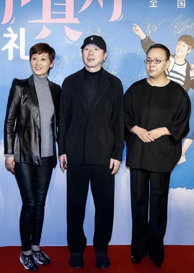 Photos of 56-year-old Xu Fan and 62-year-old Song Dandan in the same frame were exposed. One is ...