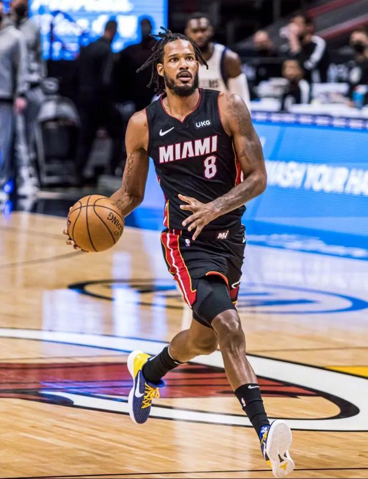 NBA star Trevor Ariza - iNEWS