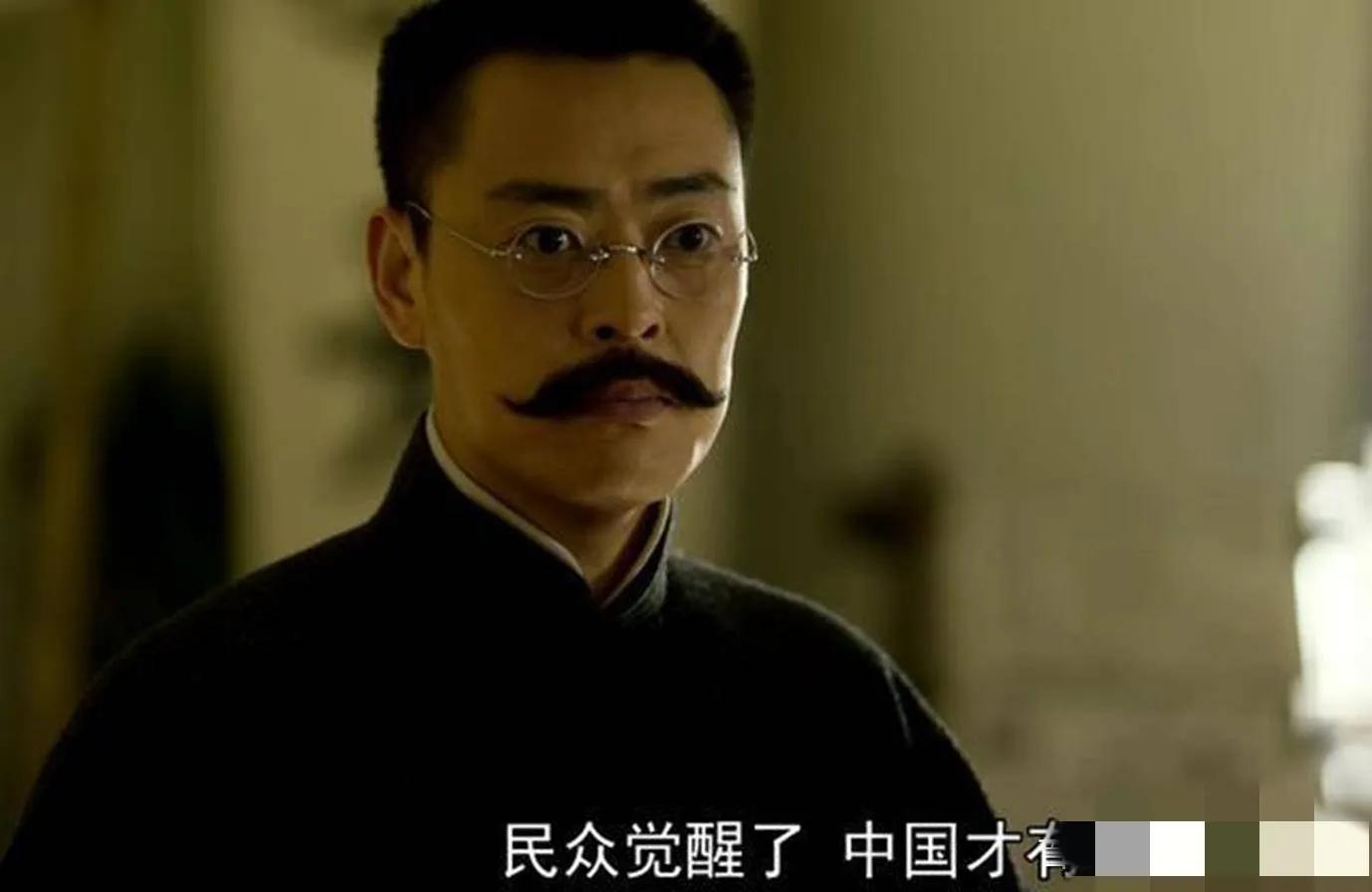 Zhang Tong went from the screen to the stage of the drama, and his ...