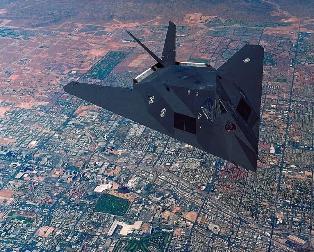 Is the world's first stealth fighter, the F-117 Nighthawk, really alien ...