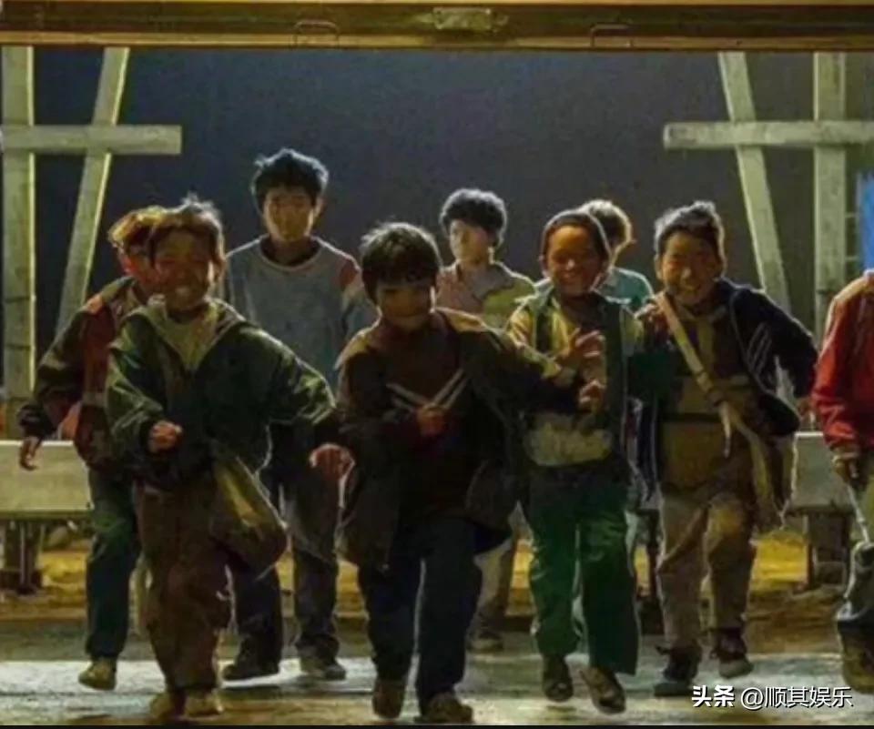 The film "In the Octagonal Cage" directed by Wang Baoqiang was released ...