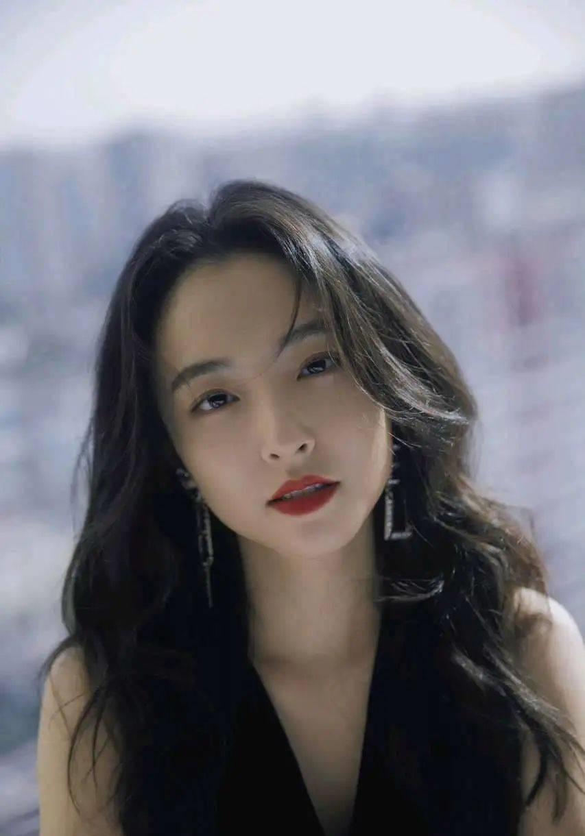 Reba returns to China? Li Qin joins the group? Li Hongyi's love affair ...