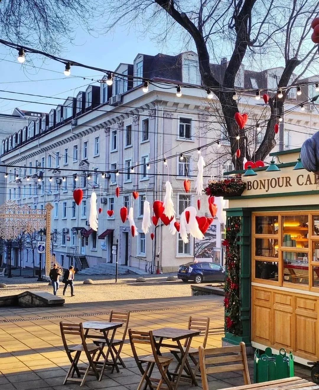 The current situation of "Moldova" in a poor country in Europe, take ...