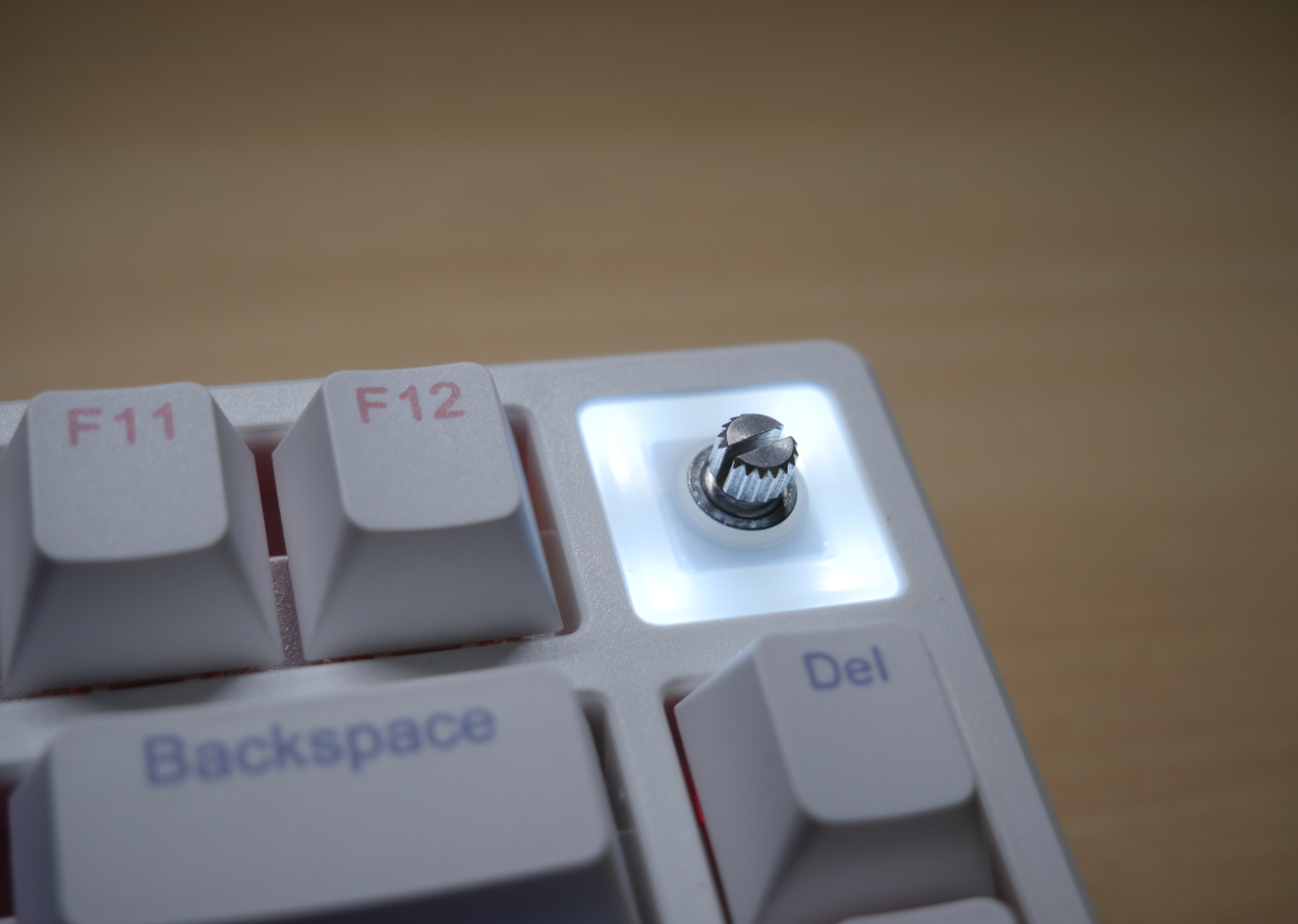 A joystick brings a new hot spot for mechanical keyboards, Hello ...