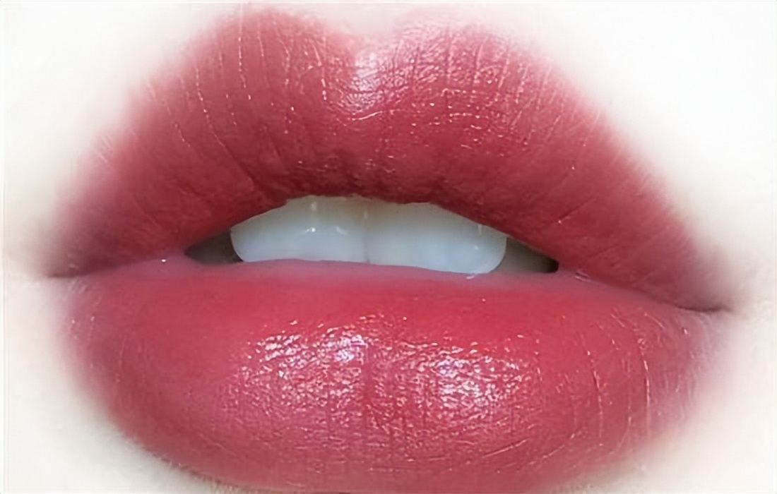 What color numbers are the must-have lipsticks for girls? These ...