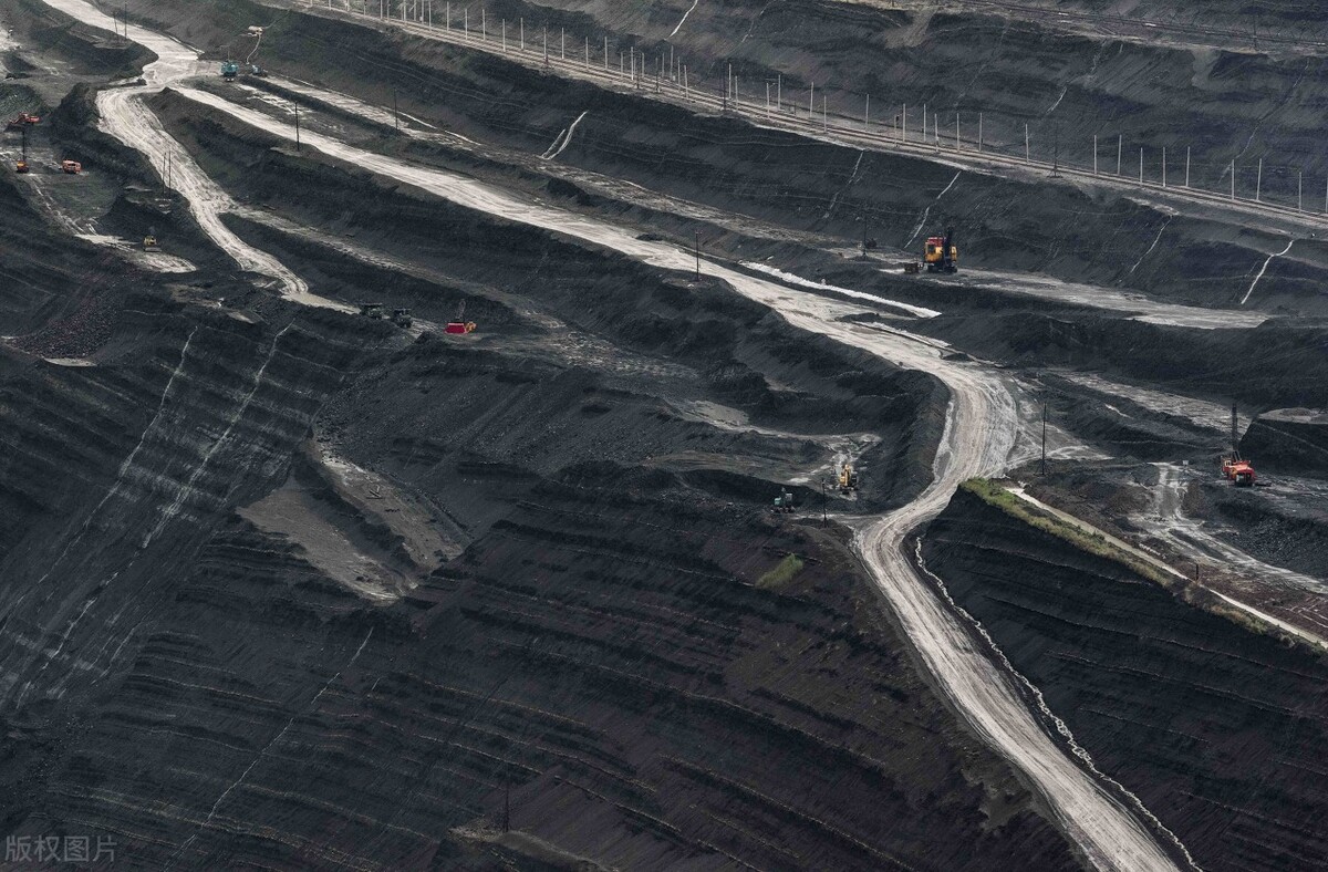 What principles should be followed in the transfer of mining rights - iNEWS