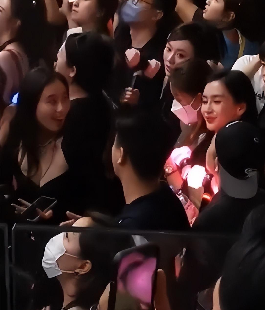 Four years after marriage, 28-year-old He Youjun is still He Youjun, while Xi Mengyao, who is 6 ...