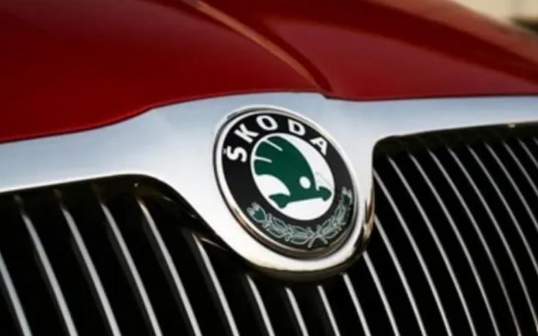 The 4 ugliest car logos in the world, some like "rooster head" and some ...