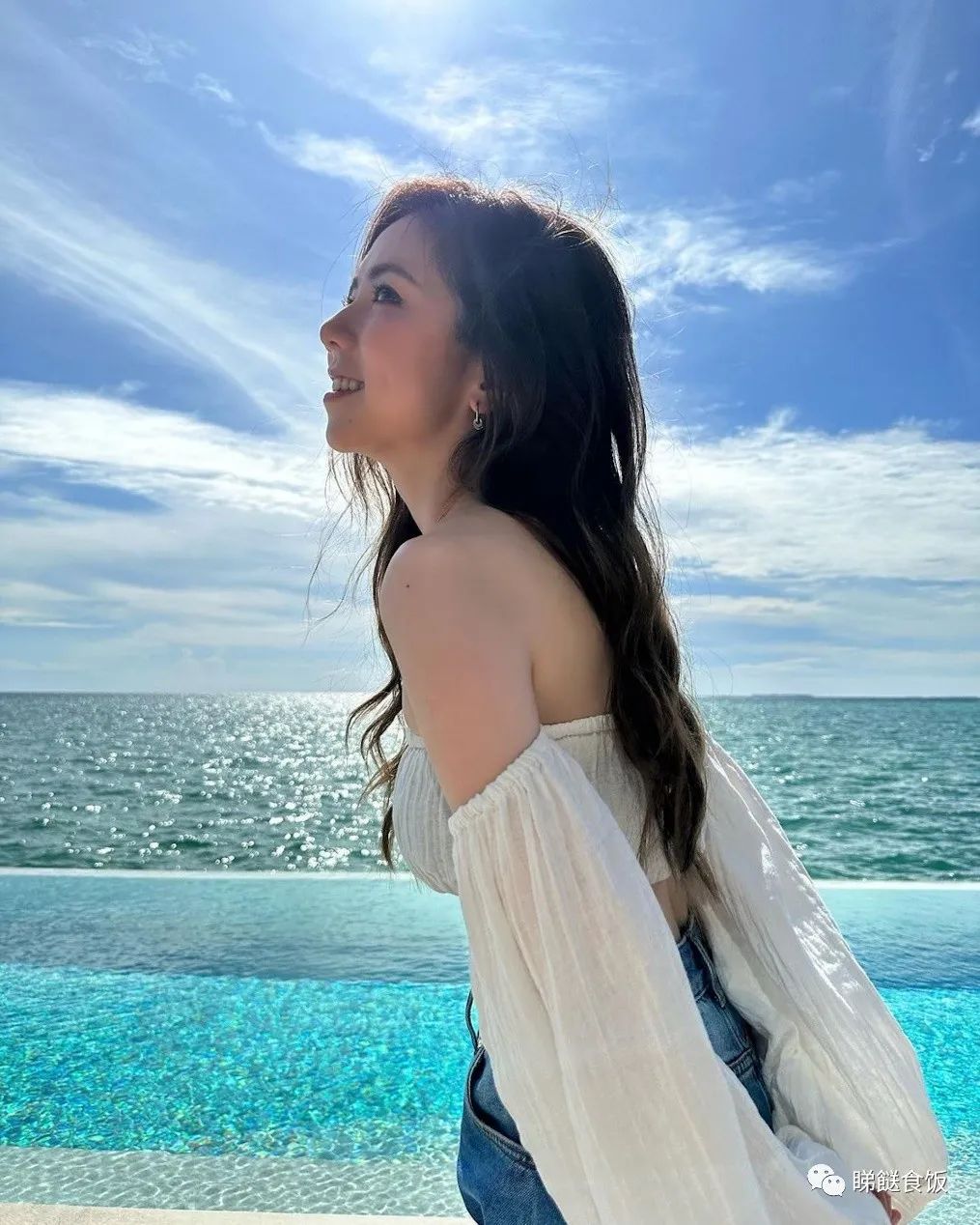 GEM Deng Ziqi in Maldives is accused of being too thin and showing a ...