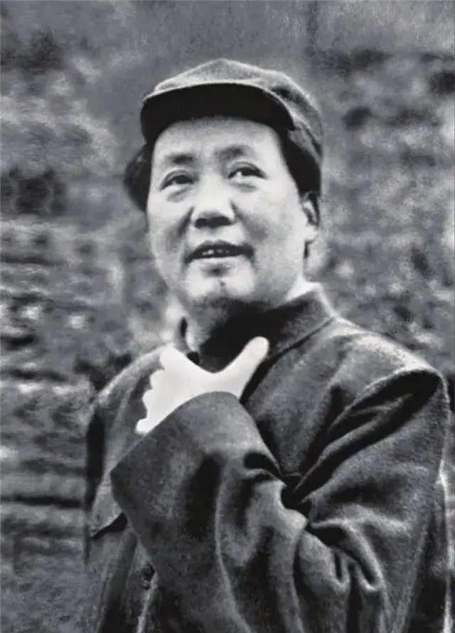 Mao Zedong recalled his father, Mao Shunsheng, who never understood to ...