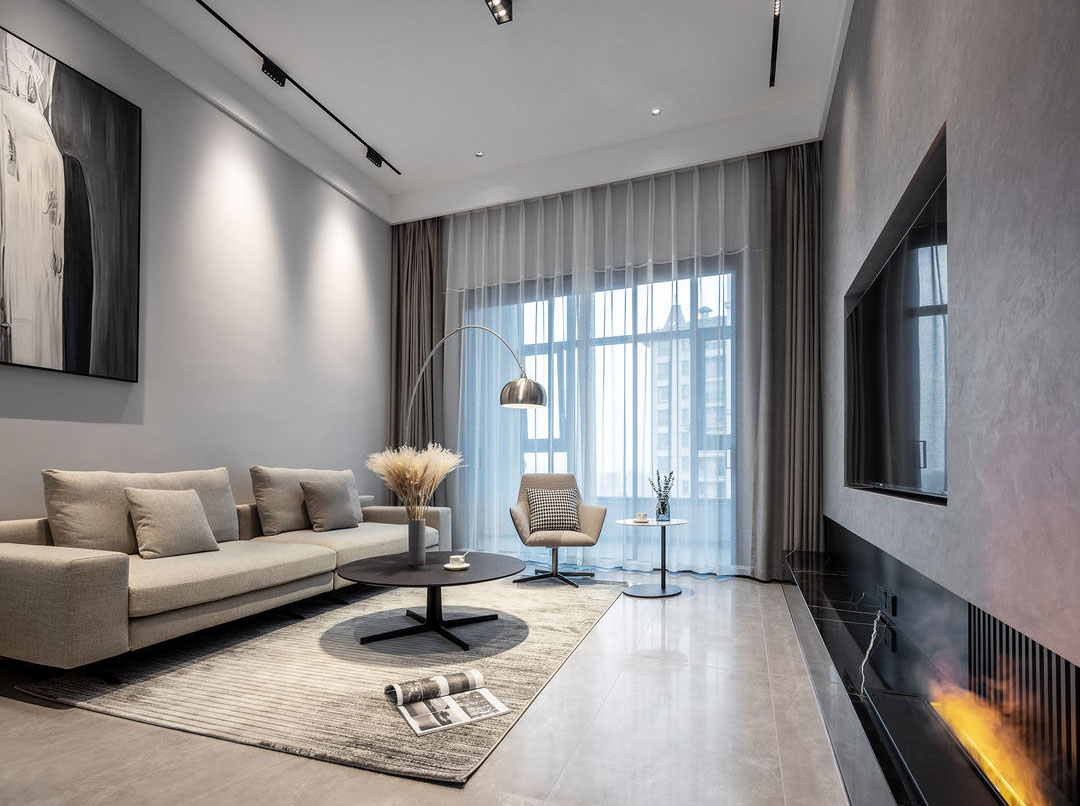 With a space of 165 square meters, the entrance is covered with wooden ...