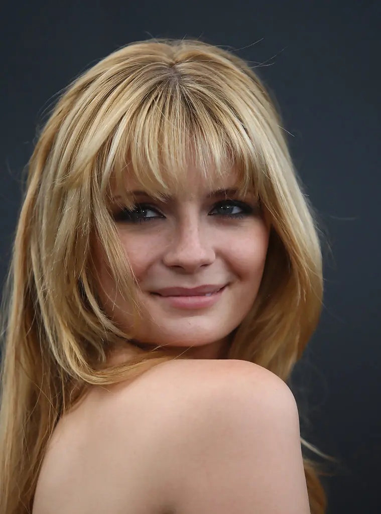 "Wooden Beauty" Mischa Barton's 5 large-scale works sharing - iMedia