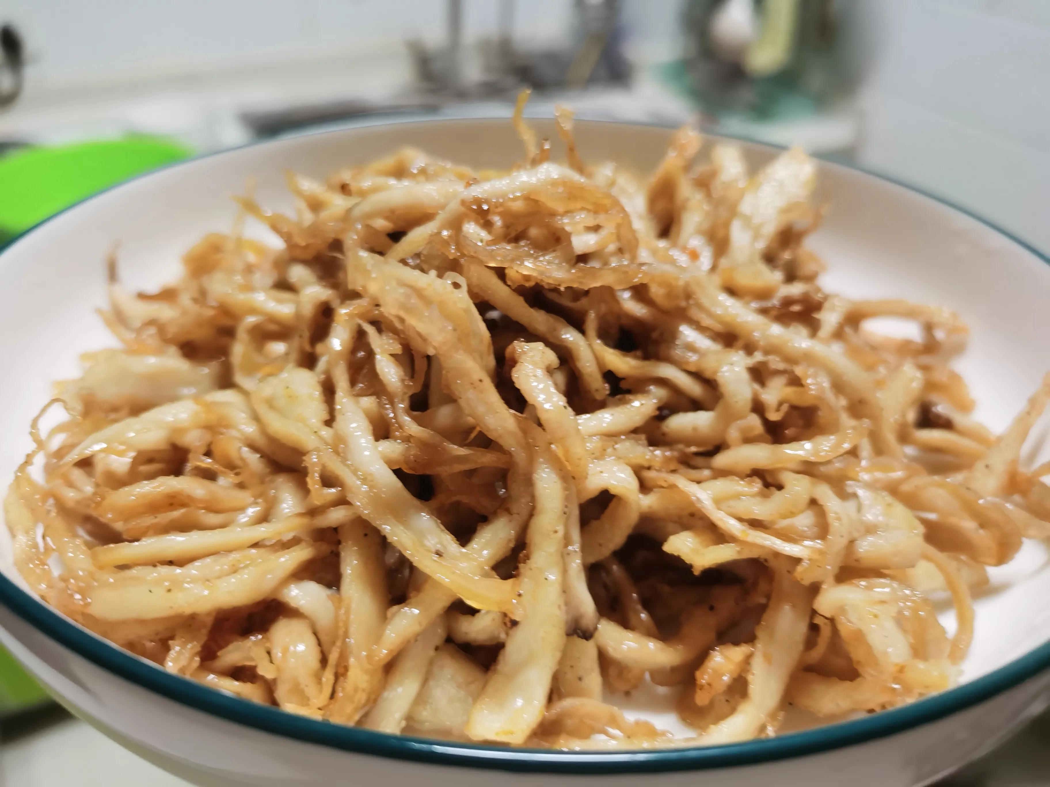 Don't know how to make king oyster mushrooms delicious?Quickly try this ...