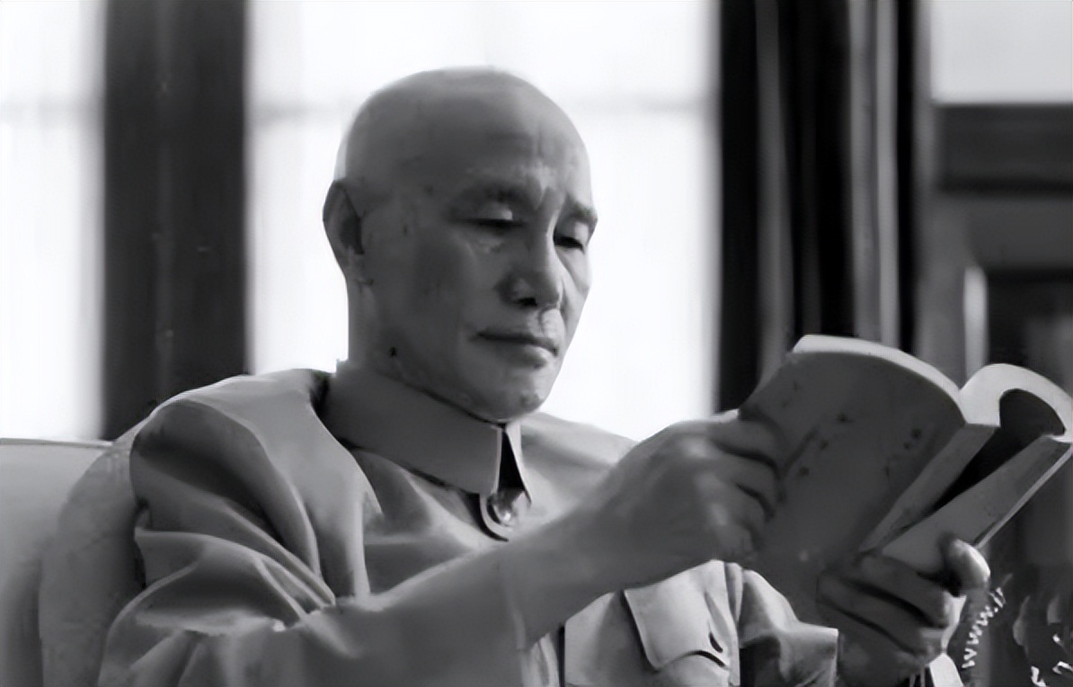 In 1945, Chiang Kai-shek used 3 tricks to remove Long Yun's military ...