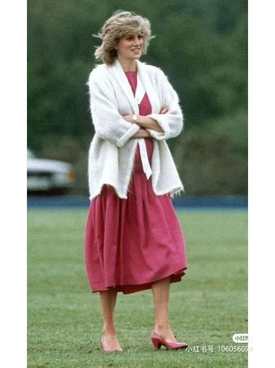 Princess Diana's pink wardrobe - iNEWS