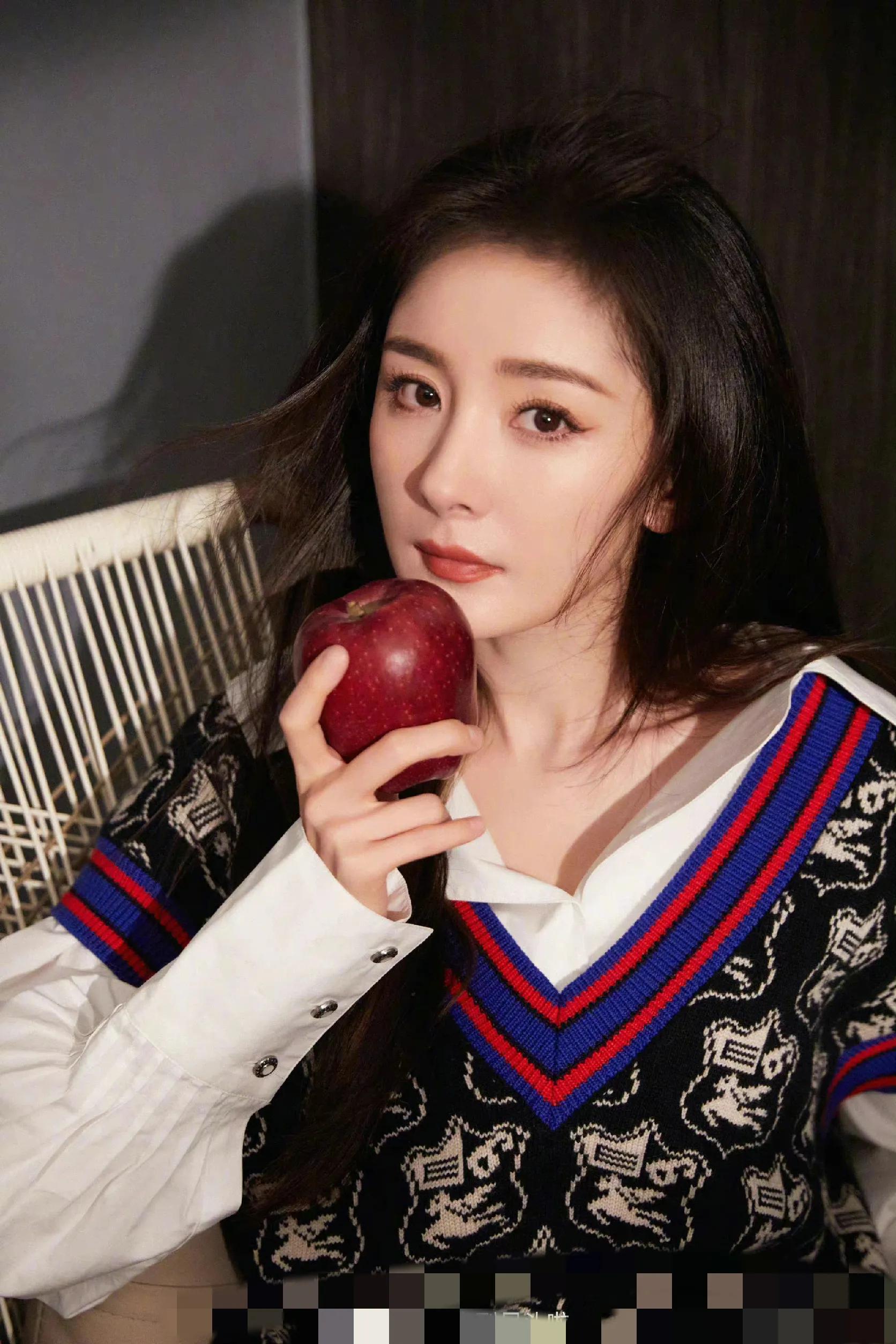 Cooperation between Yang Mi and Zhang Yi? Are you going to film? - iMedia