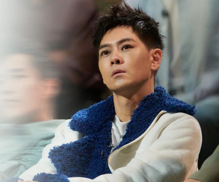 The premiere of "Call Me by Fire" is a big hit, and it is inseparable ...