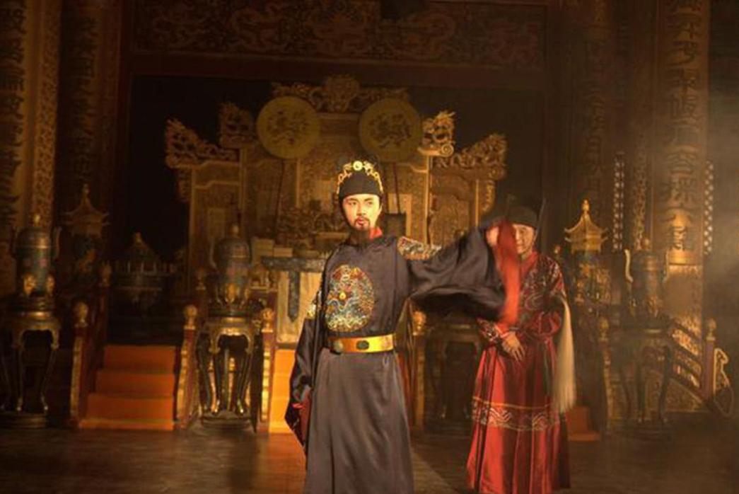 If Emperor Chongzhen moved his capital to Nanjing, would he be able to ...