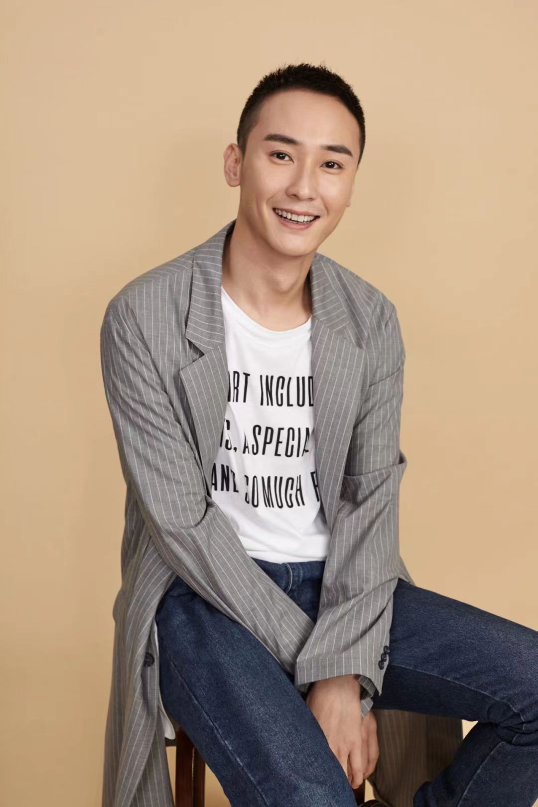 Zhou Rui An Actor From Beipiao With Only 5 Figure Deposits Lives In A