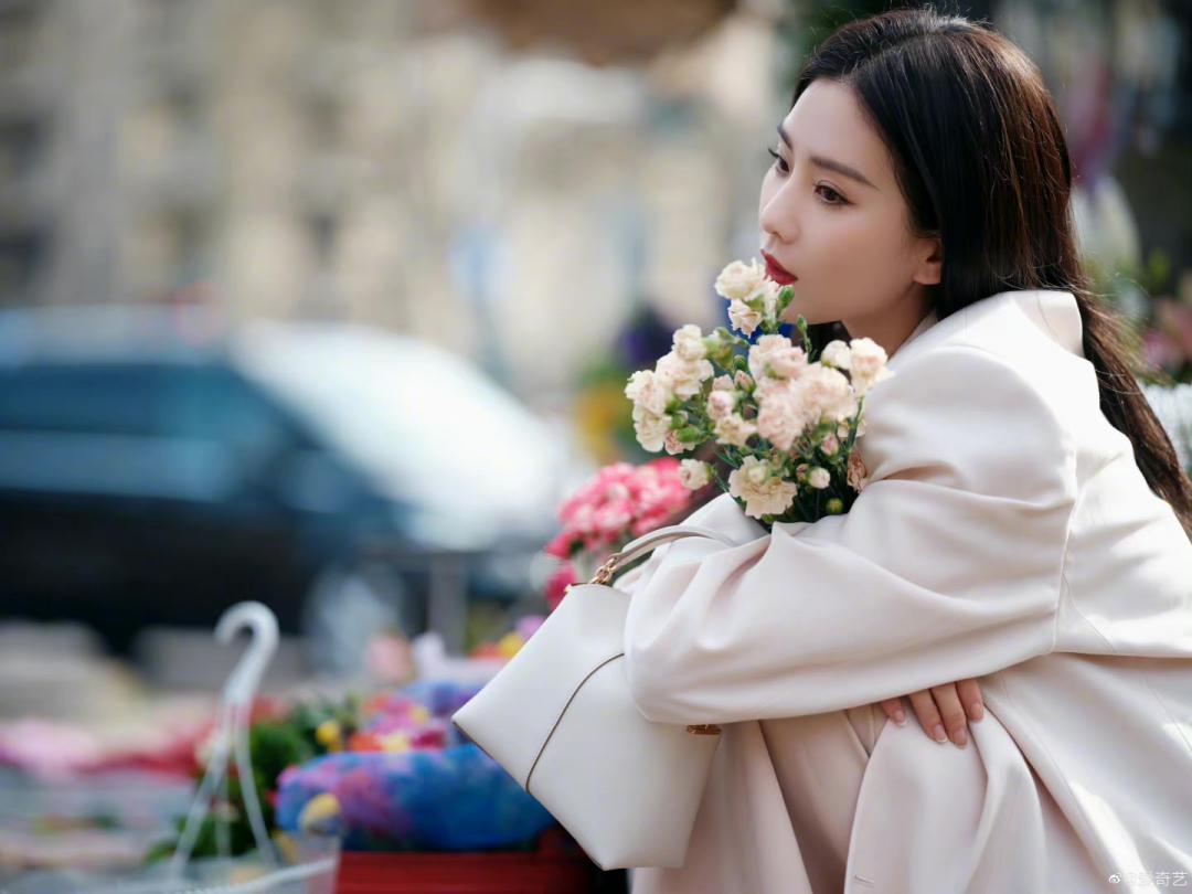 Liu Shishi imitates Liu Yifei? Is Zhang Ziyi making money as an ...