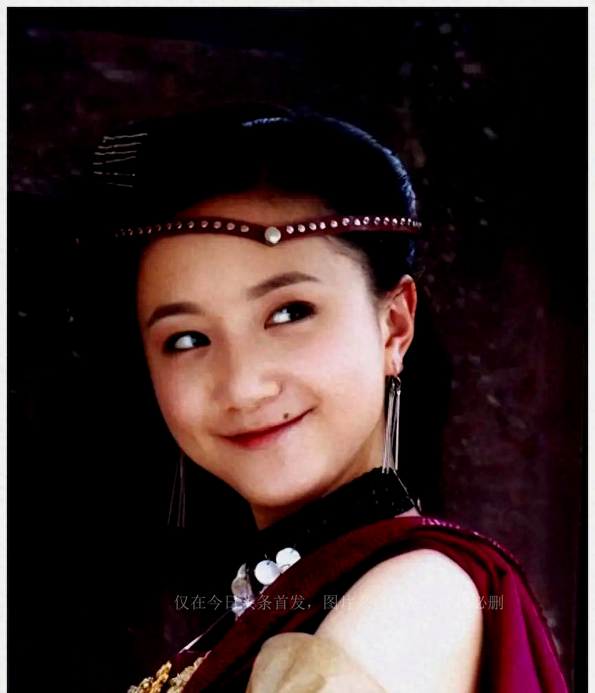 One mole is the most charming among the 8 "mole beauties" in the ...