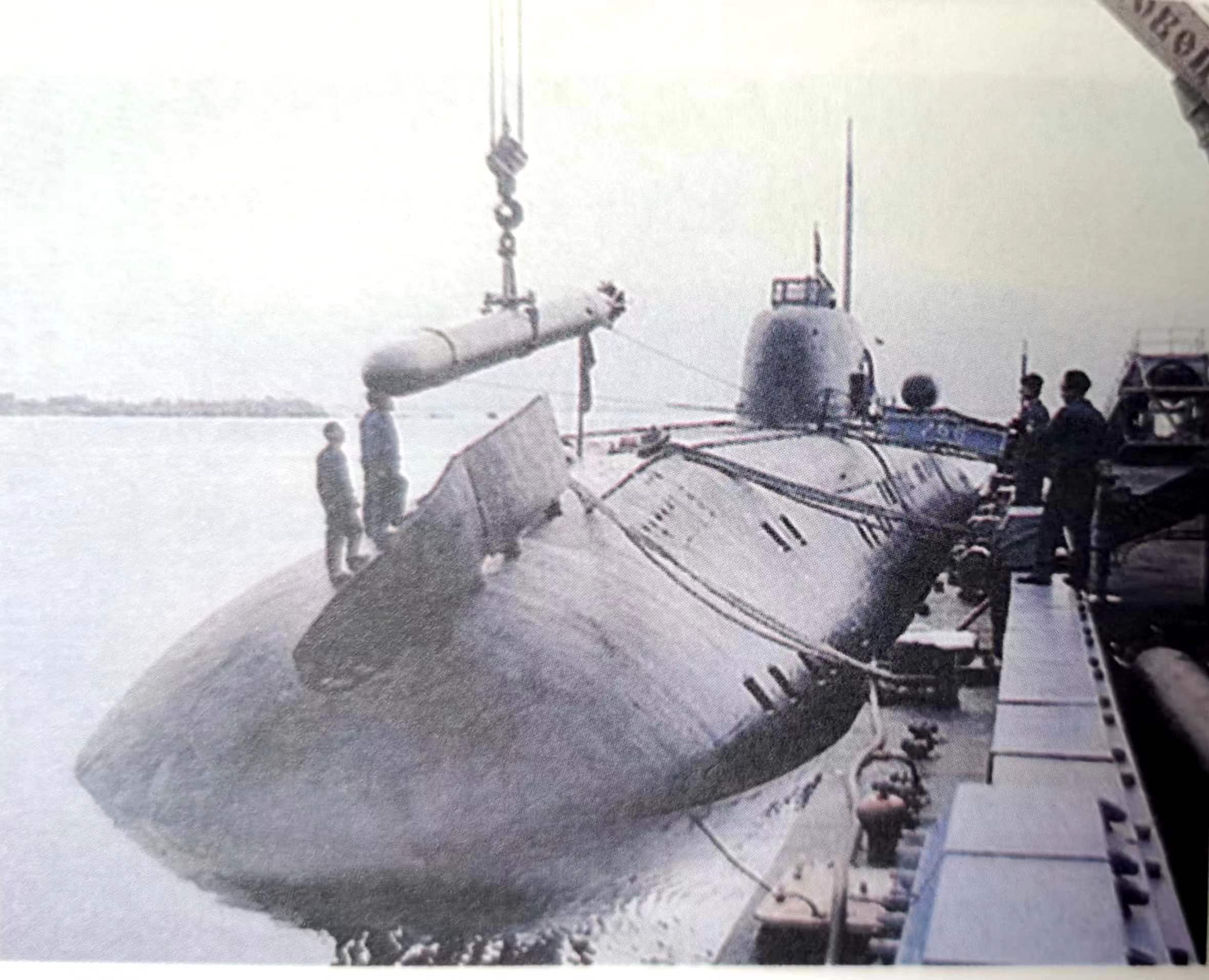 Man-eating mad shark - Russia's "Akula" class attack nuclear submarine ...