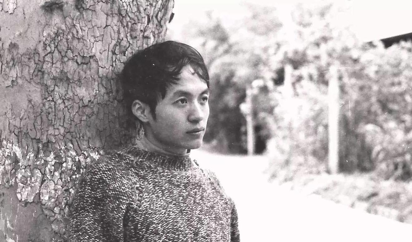 Gu Cheng hanged himself after killing his wife, his only son was taken ...