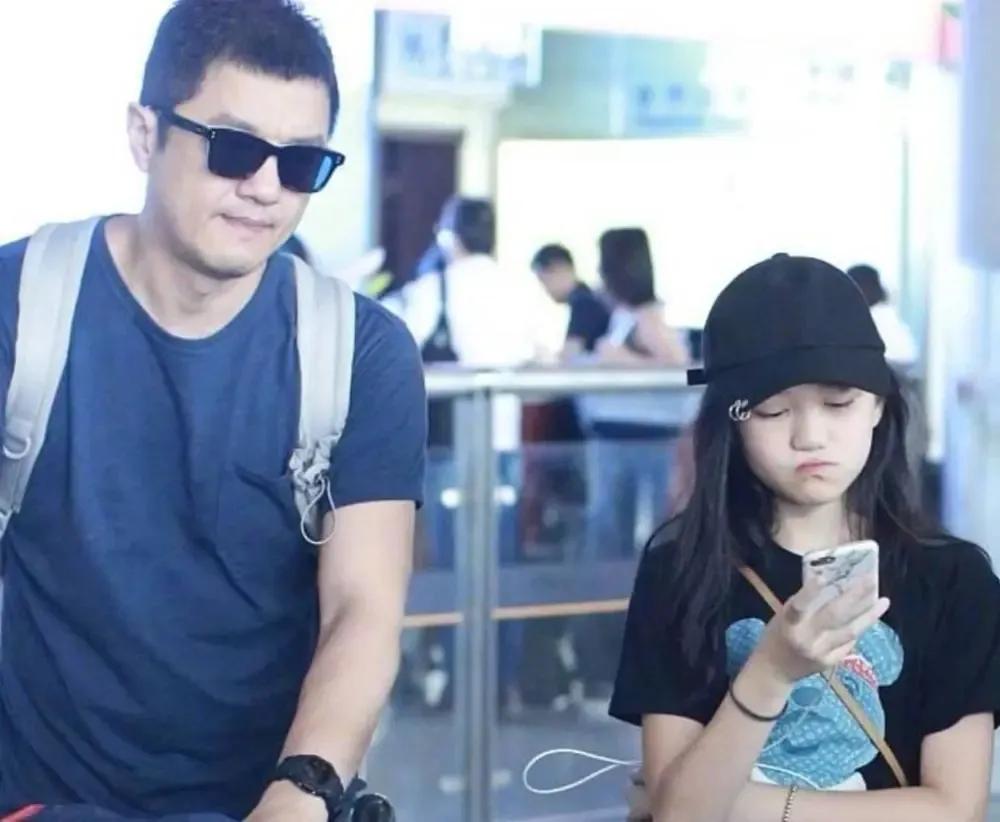 Li Yapeng officially announced that he married Hai Ha Jinxi and had ...