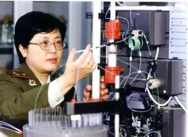 Beautiful academician Chen Wei: research and development of a variety ...