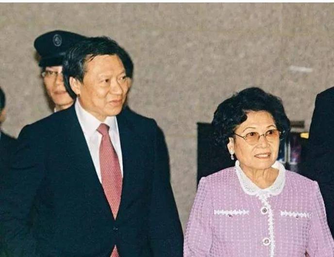Guo Desheng, the fourth of the four major families in Hong Kong - iNEWS