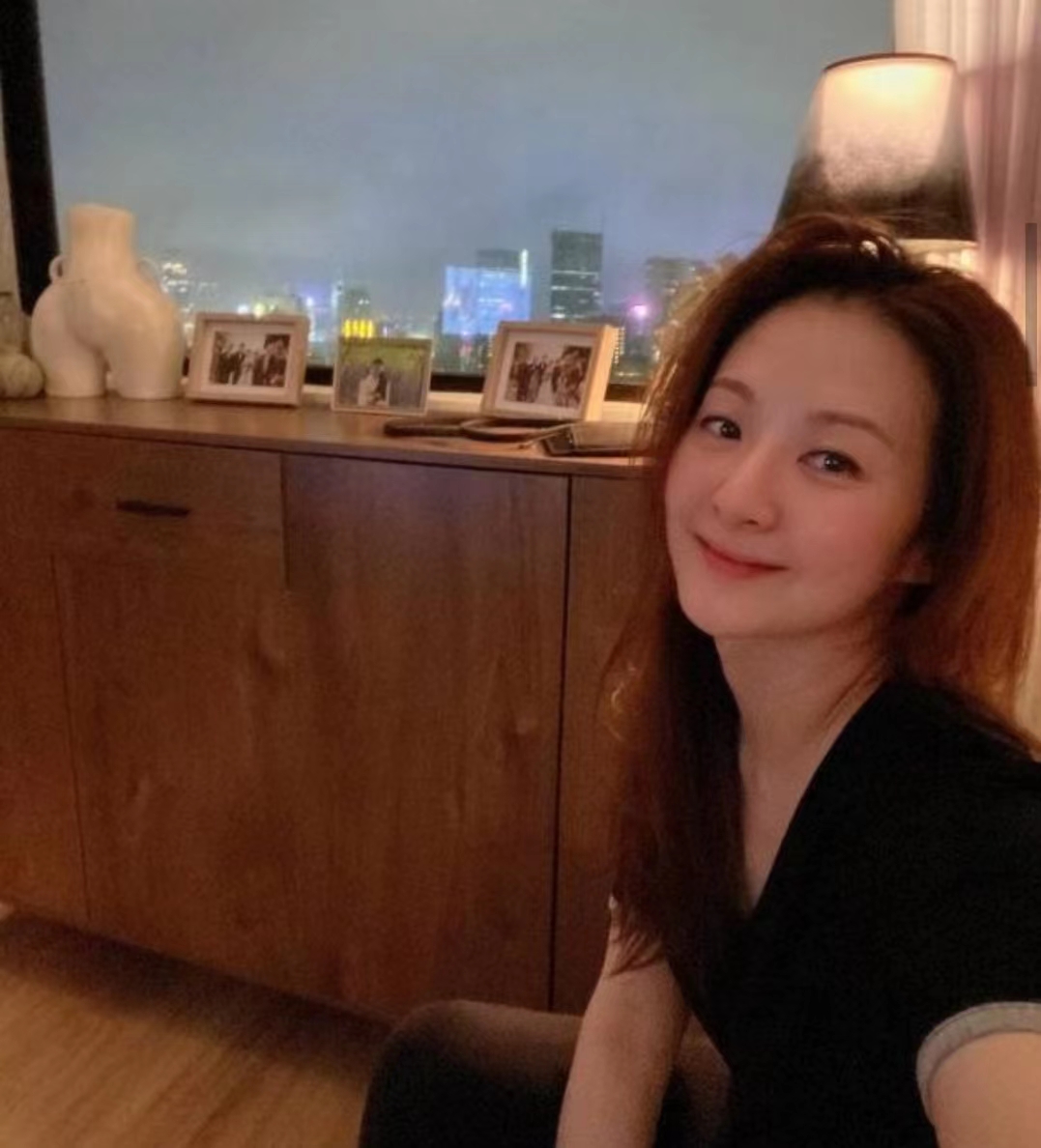 wedding anniversary!Hong Kong actress shows happiness and sweetness ...