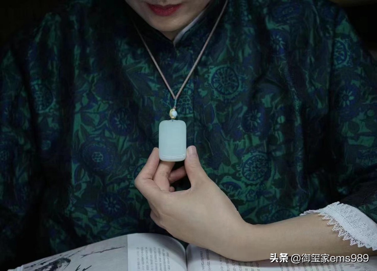 Yuxijia: What are the benefits and taboos of wearing Hetian jade? - iNEWS