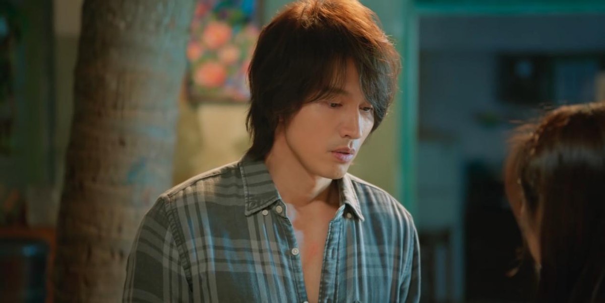 How many middle-aged actors who "have nothing to film" can "wake up ...