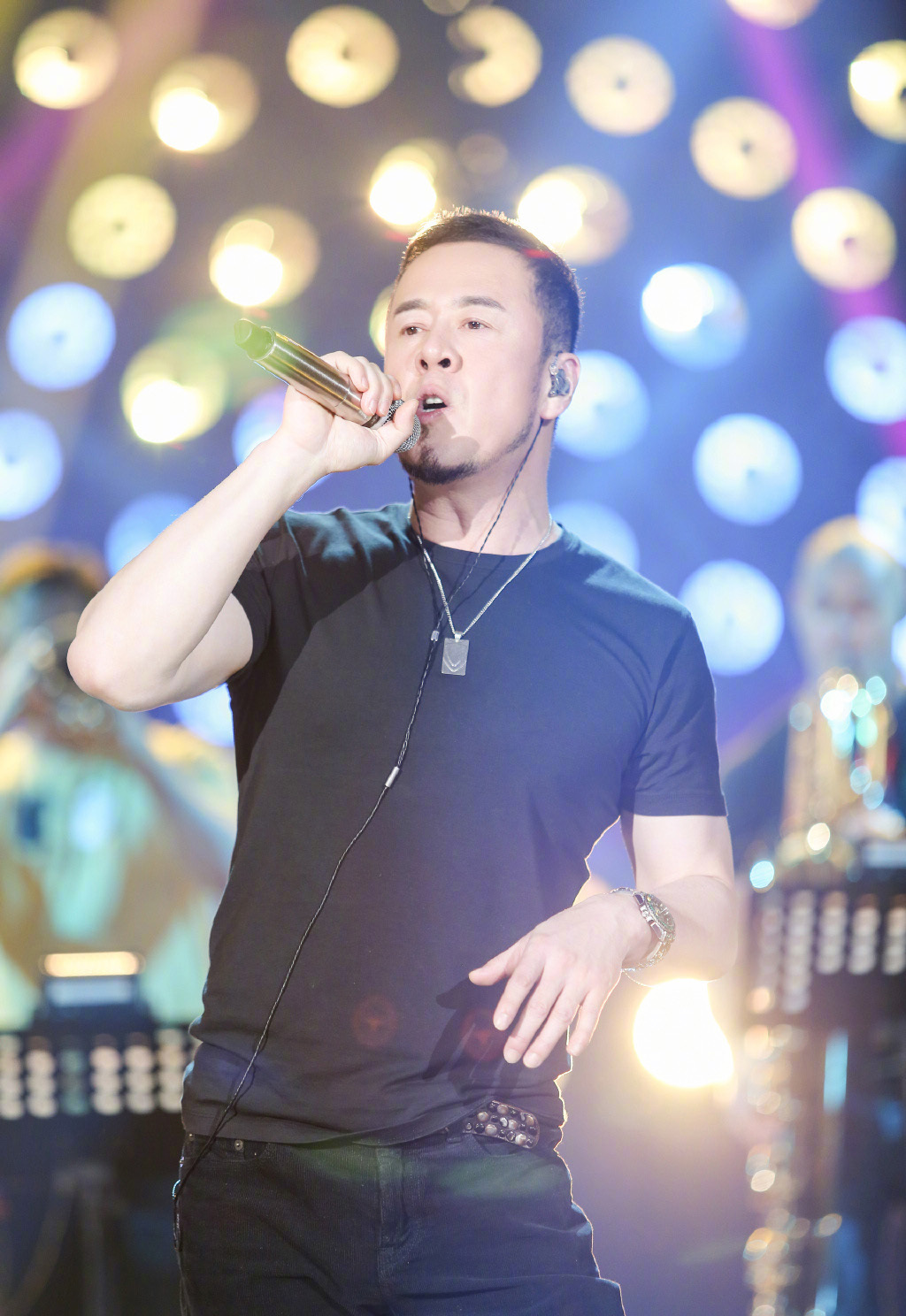 Why is Yang Kun not "red" suddenly? - iNEWS