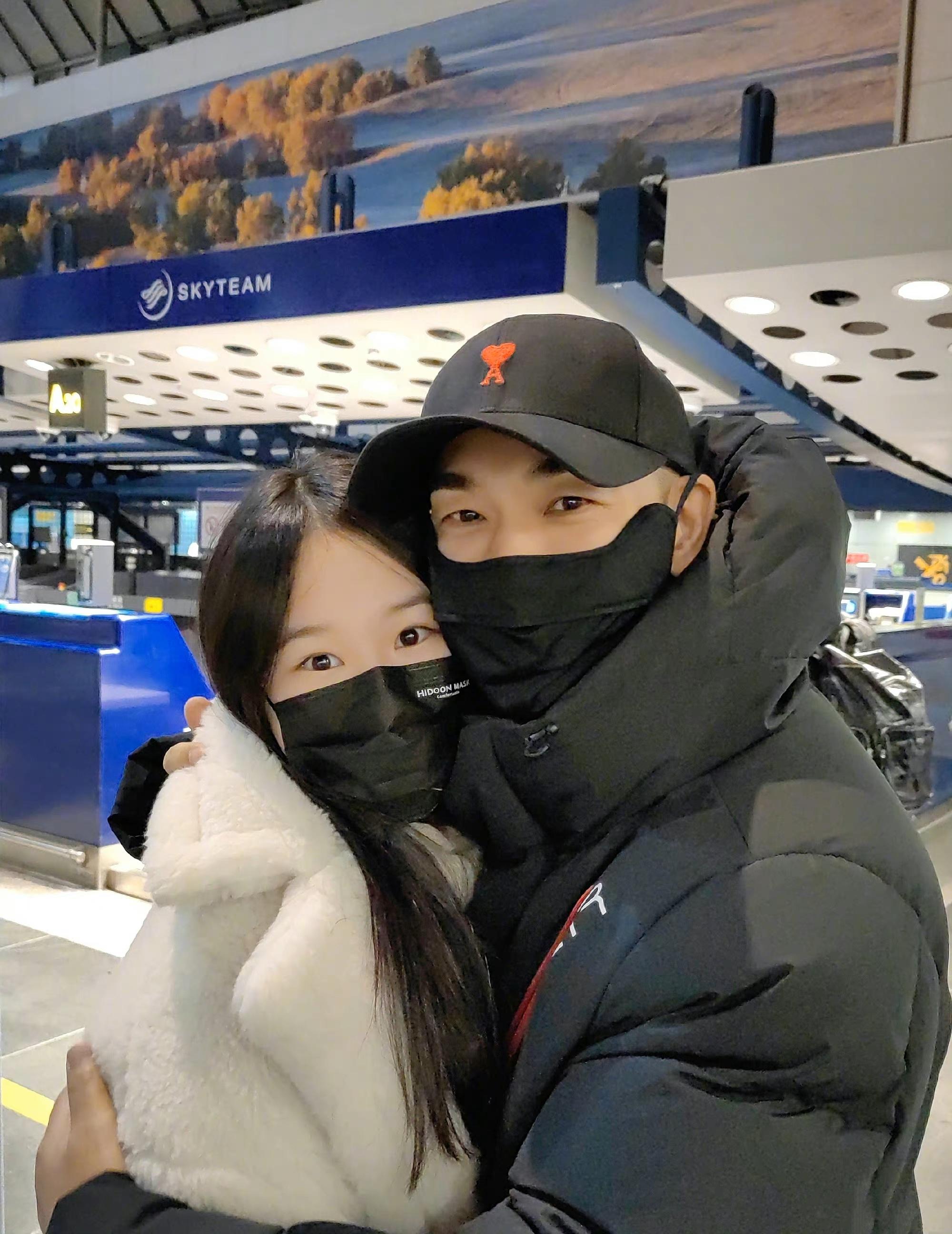Zhao Wenzhuo sent his daughter to study abroad, 15-year-old Rose looks like Liu Yifei without ...