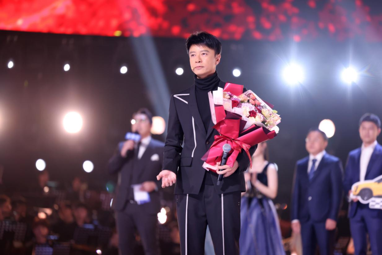 Liang Yuying aspires to be the "good voice", Andy Lau wishes the ...