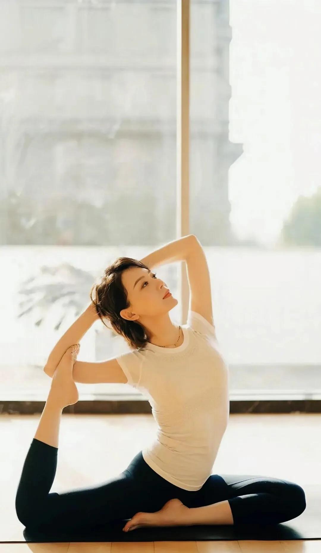 Sexy Goddess Chen Shu - iNEWS