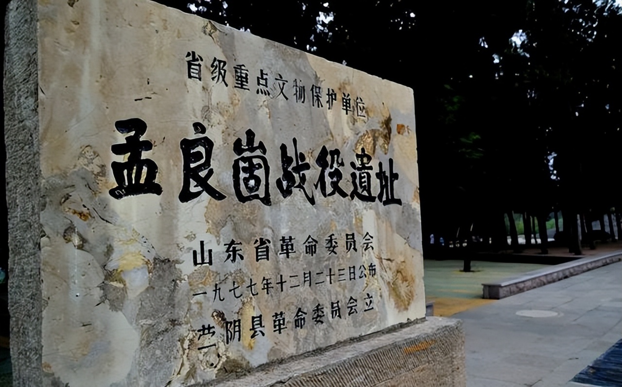 In 2007, 60 years after Zhang Lingfu's death, his widow boarded ...
