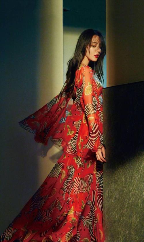 Zuo Dajun: After playing the role of Guanyin Bodhisattva, "weird things ...