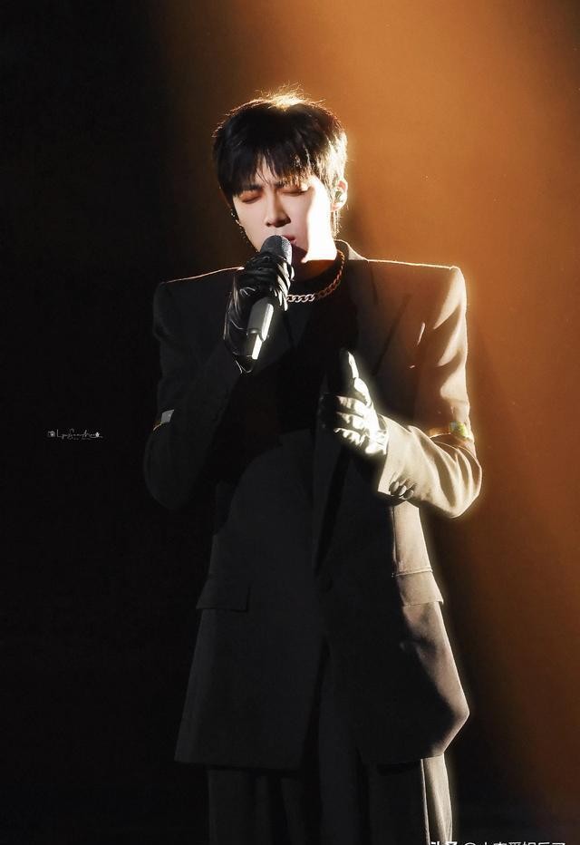 Wonderful Night Show, Shan Yichun and Zhao Lusi sang and danced, Liu ...